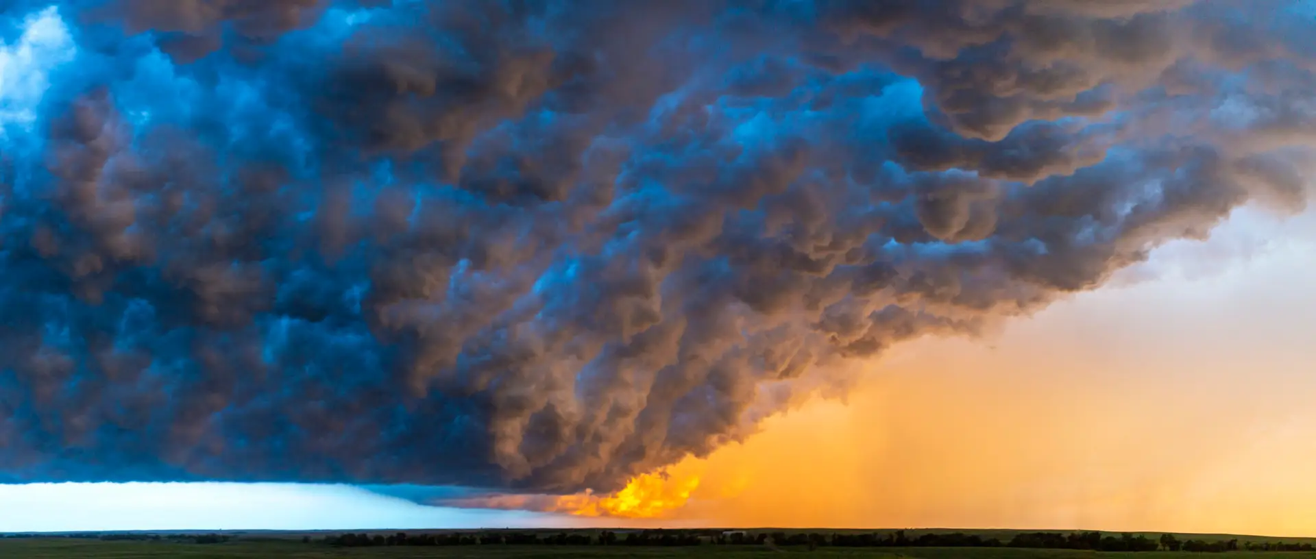 Book a Storm Chasing Tour | Best Tornado Chasing Tours – Stormchasing